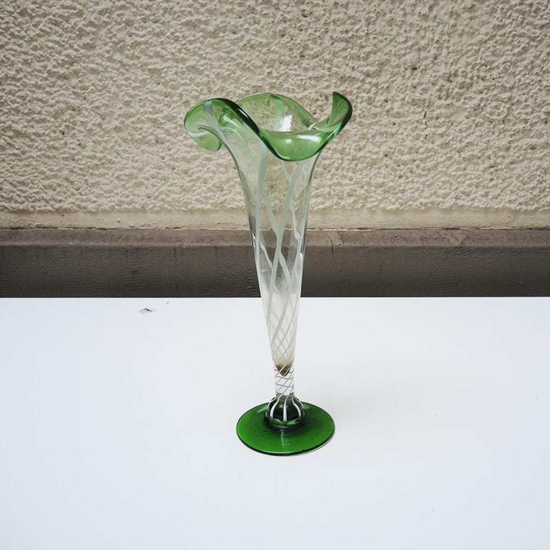 Vintage Green Murano Glass Arum Vase - Etsy
