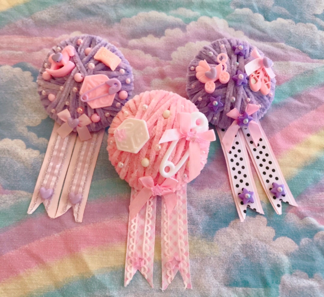 Spank! Style Pastel Yarn Brooches - Etsy