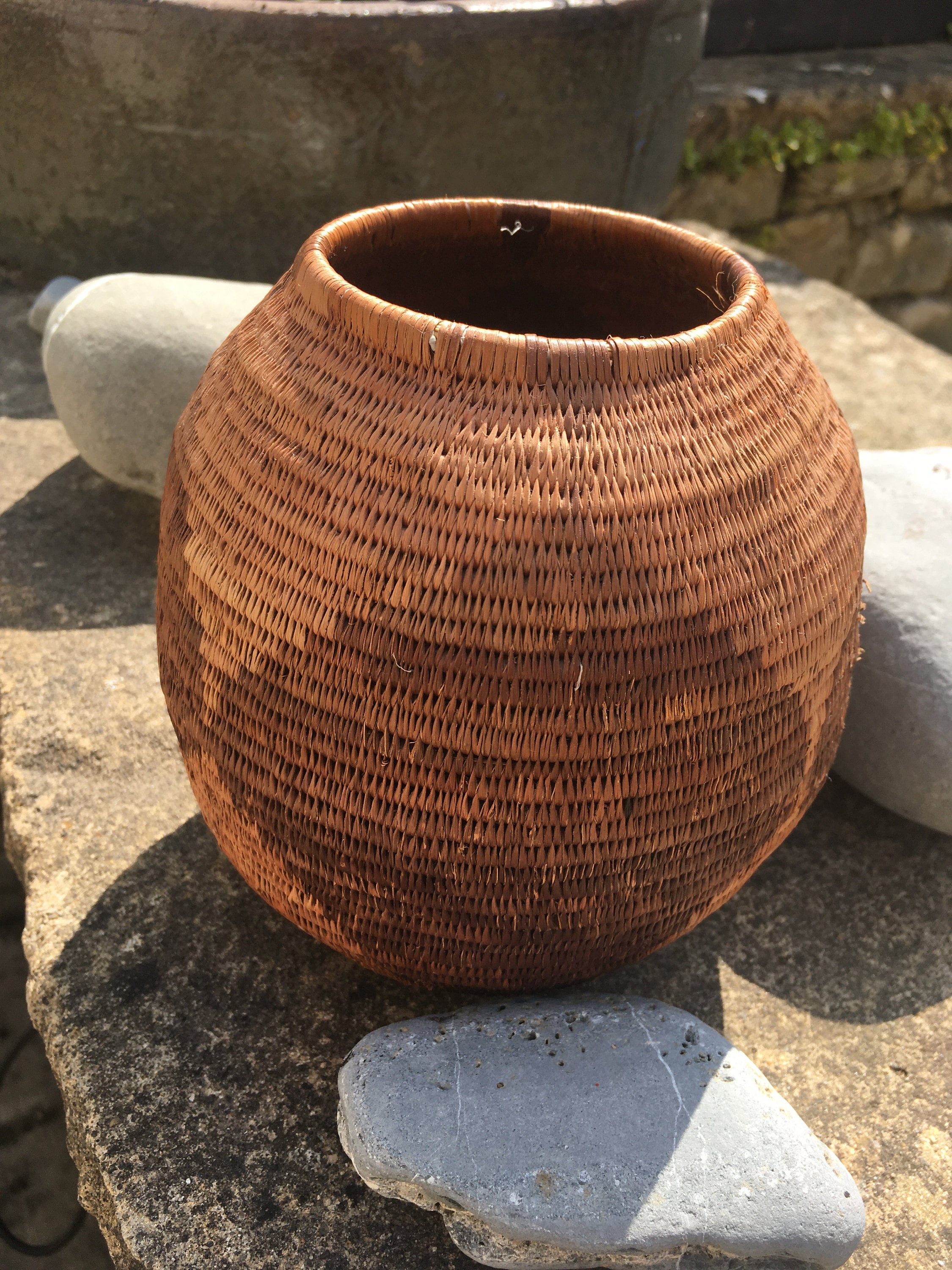 Paiute Miwok Polychrome Basket NATIVE AMERICAN 19th Century Red Indian ...