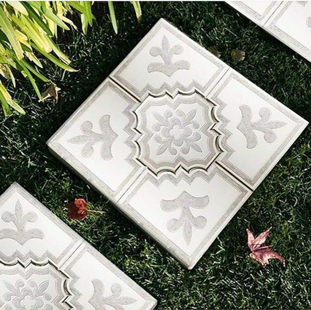 Clover - Plastic Mold for Concrete Paving Slabs, Concrete Garden ...