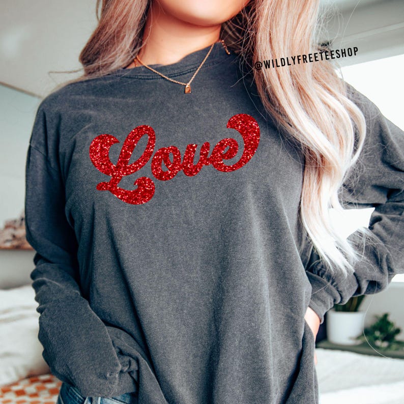 Glitter Love Shirt, Retro Valentine's Day Tee, Comfort Colors® Long ...