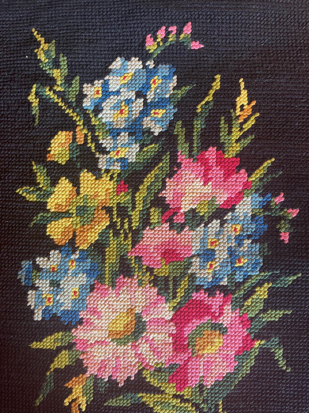 Rare Stunning Floral Needlepoint. French Vintage. (37a) - Etsy