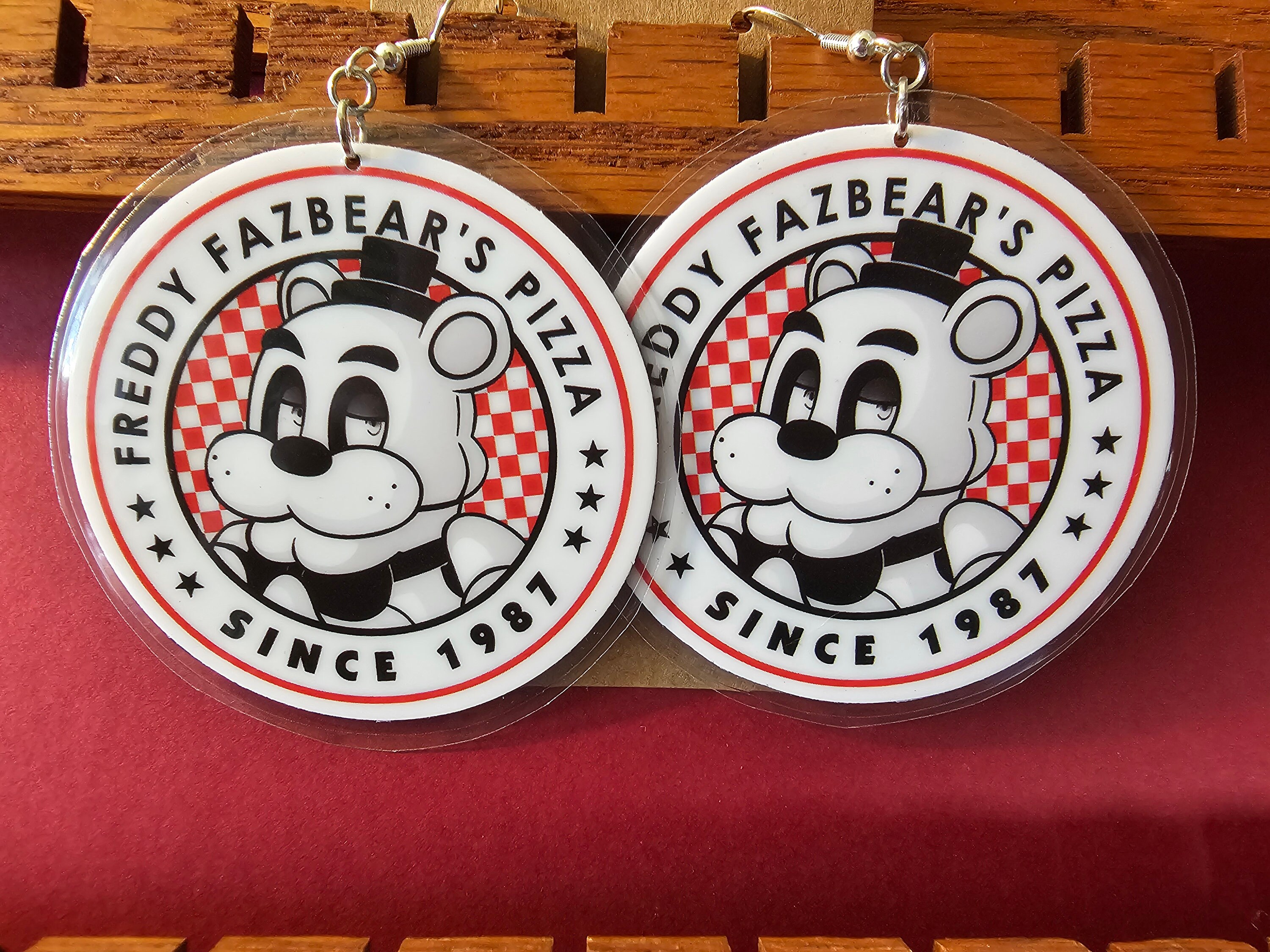 Freddy Fazbears Pizza Dangle Earrings FNAF - Etsy