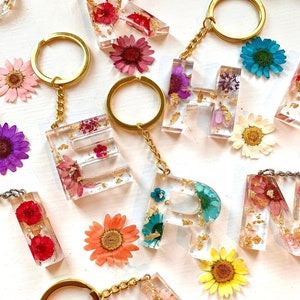 Personalized Resin Flower Keychain Custom Personalize Keyrings extra ...