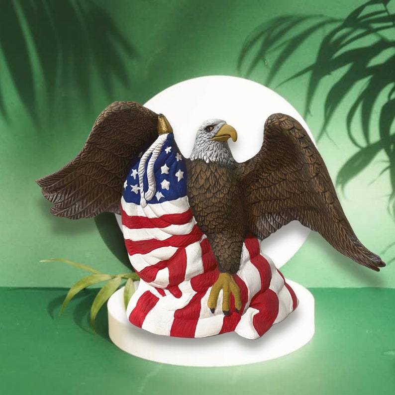 Bald Eagle Statue With an American Flag Looks Good as Americana Décor ...