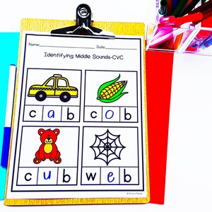 CVC Middle Sounds Task Cards - CVC Middle Sounds Worksheet - Etsy