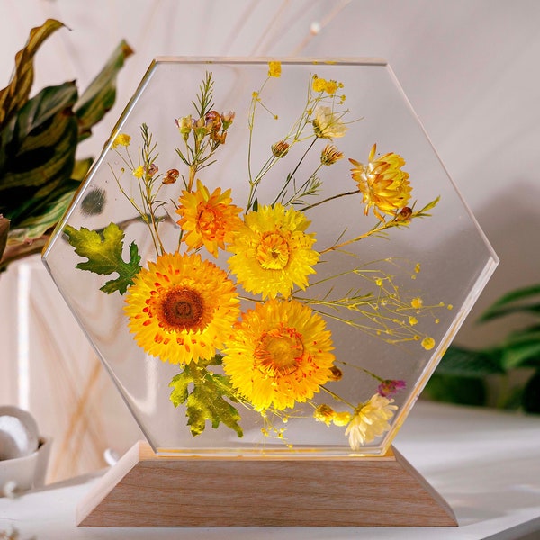 Resin Flower Lamp - Etsy