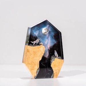 WOLVES in PINE FOREST Epoxy Lamp Custom Epoxy Resin Lamp Resin Night ...