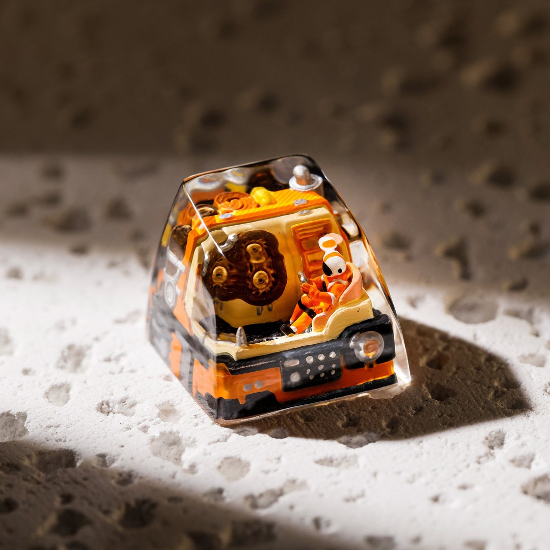 ASTRONAUT on Space Ship Artisan Keycap, Astronaut Custom Keycaps ...