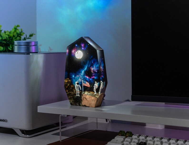 INTERSTELLAR EPOXY LAMP, Resin and Wood Night Light, Resin Wood Art ...