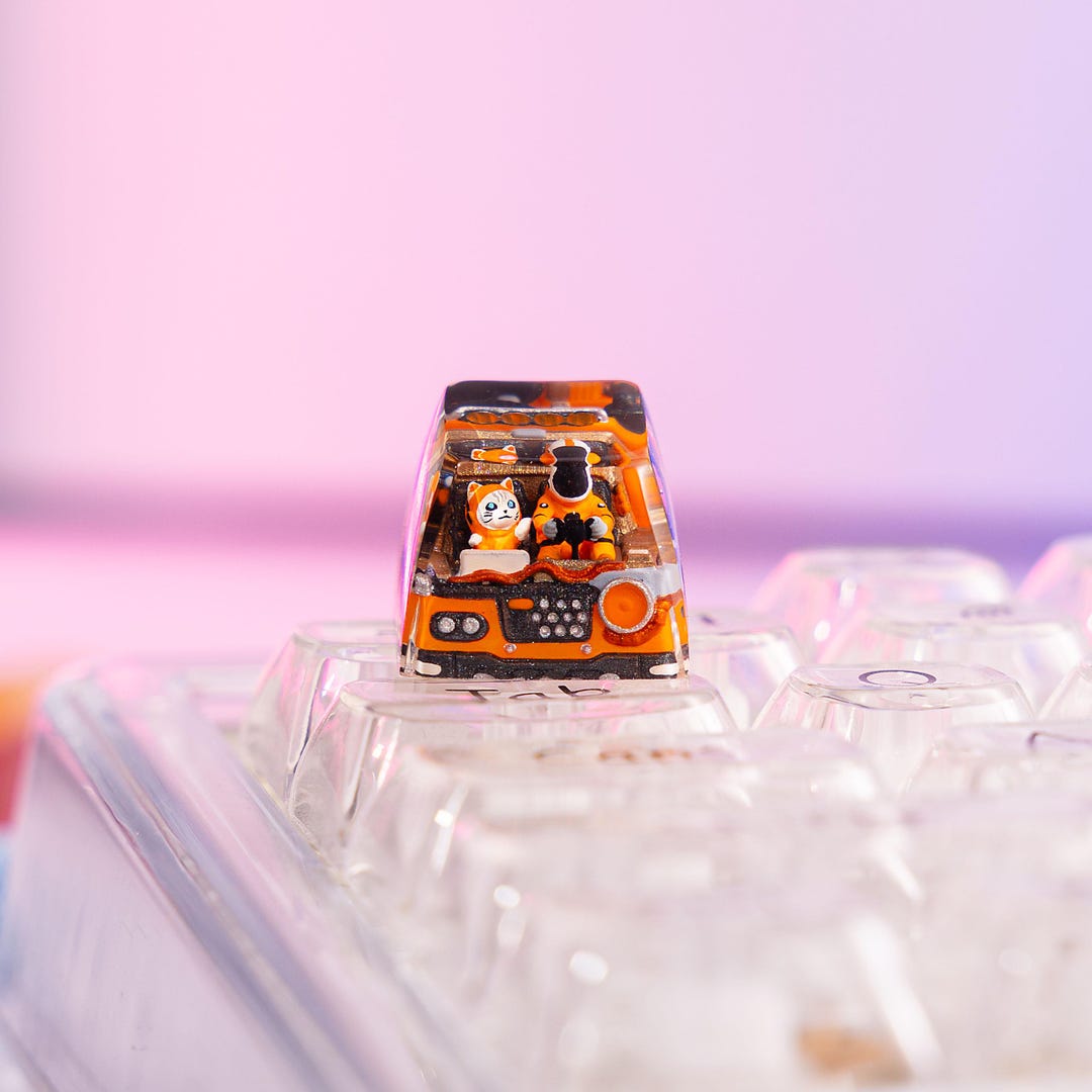 ASTRONAUT on Space Ship Artisan Keycap, Astronaut Custom Resin Keycaps ...