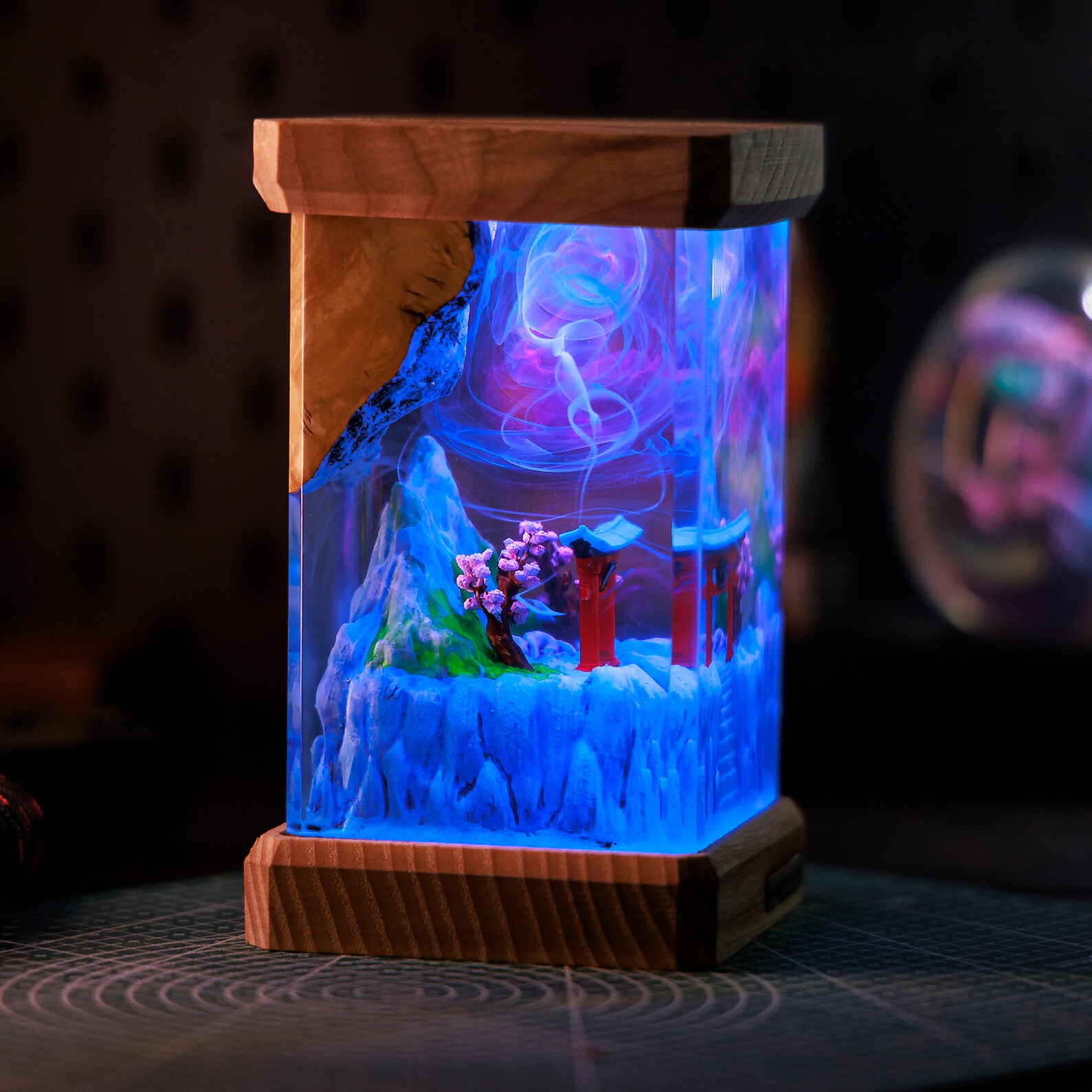 Torri Gate Resin Lamp, Japanese Epoxy Lamp, Custom Epoxy Art Lamp ...