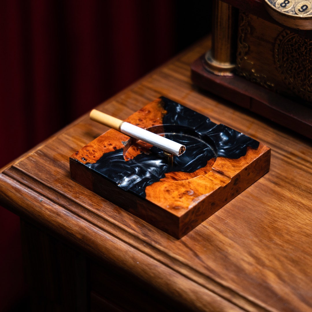 Custom Wood Resin Ashtray, Handmade Ashtray for Tobacco, Custom Cigar ...