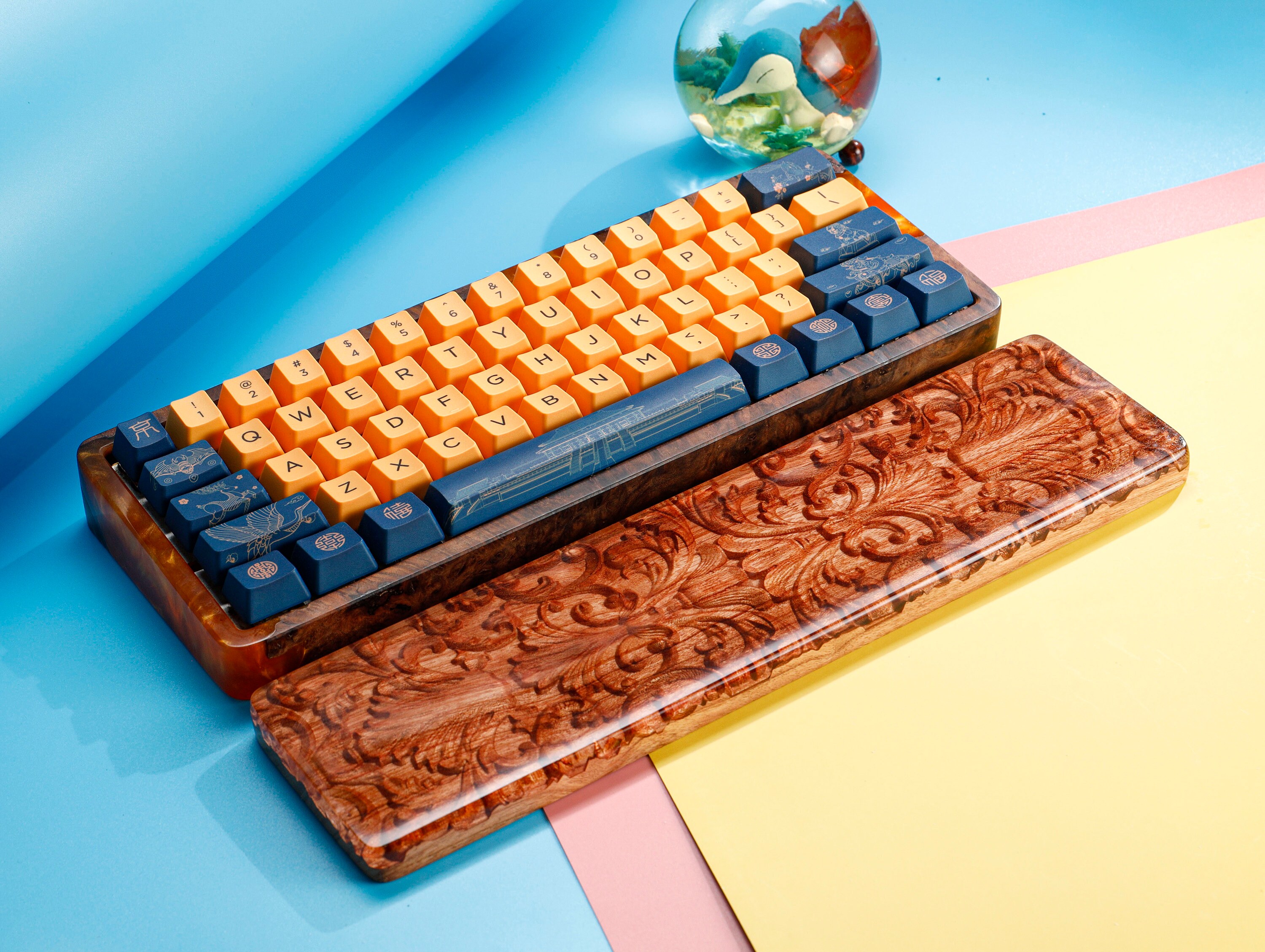 RENAISSANCE Artisan Wrist Rest, Resin Keyboard Wrist Rest, Custom ...