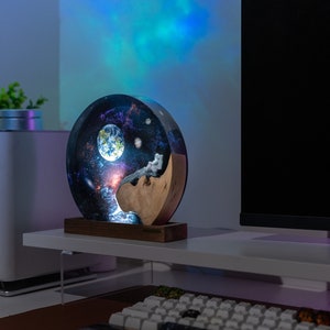 INTERSTELLAR EPOXY LAMP, Space Galaxy Resin and Wood Night Light ...