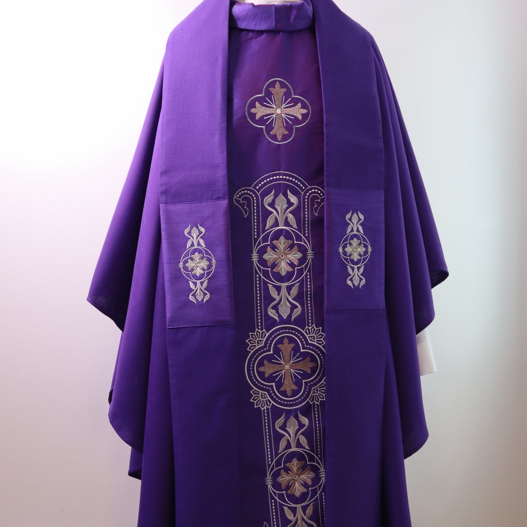 CROSS ORDINARY TIMES Themed Chasuble and Stole Set - Etsy