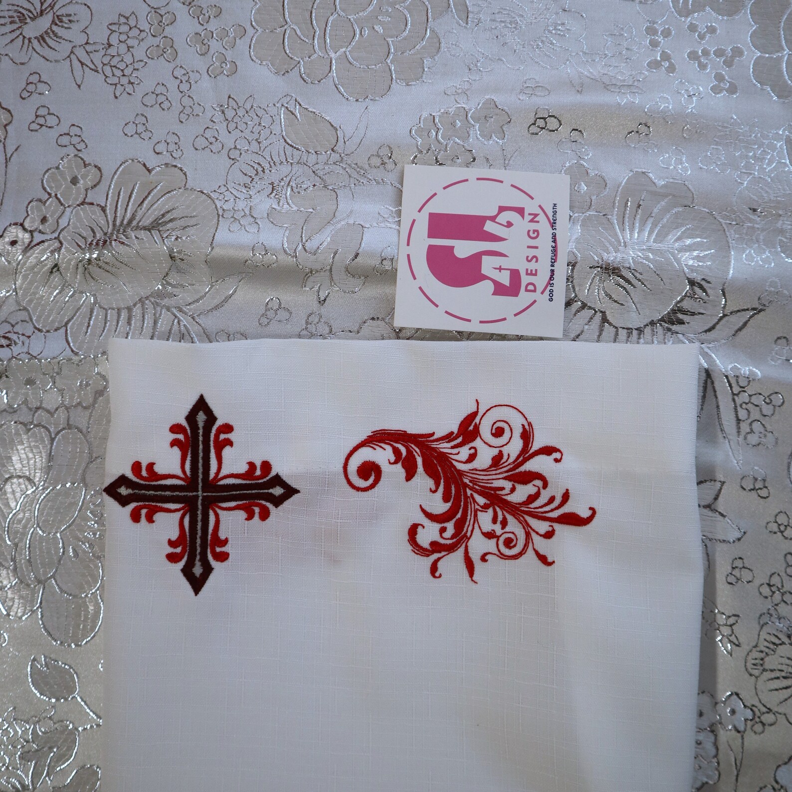 Cross & Vines - ALB - Etsy
