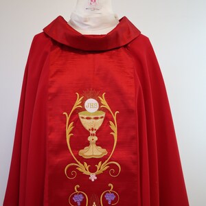 CHALIS - HOLY SPIRIT - Chasuble + Stole Set - Etsy