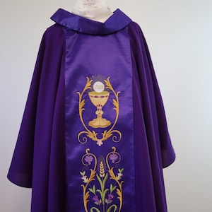 CHALIS - HOLY SPIRIT - Chasuble + Stole Set - Etsy