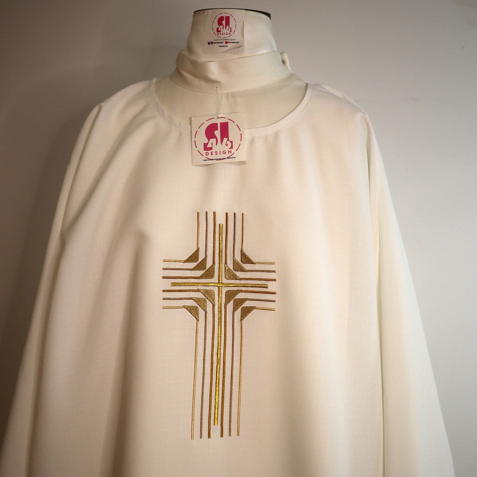 GOSPEL CROSS - DALMATIC - Etsy