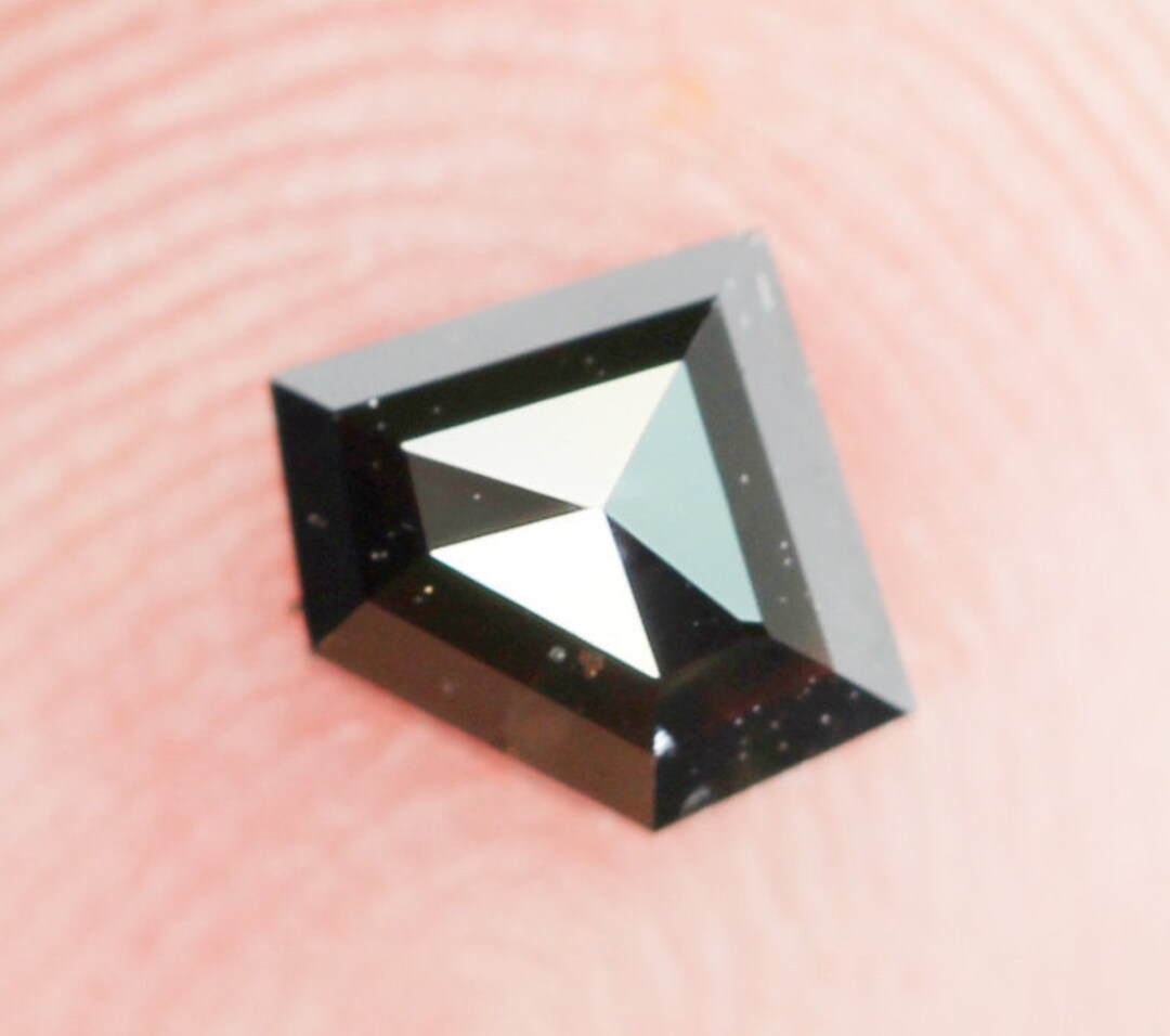 0.42 CT Pentagon Shape Diamond Natural Loose Diamond Natural Grey Color ...