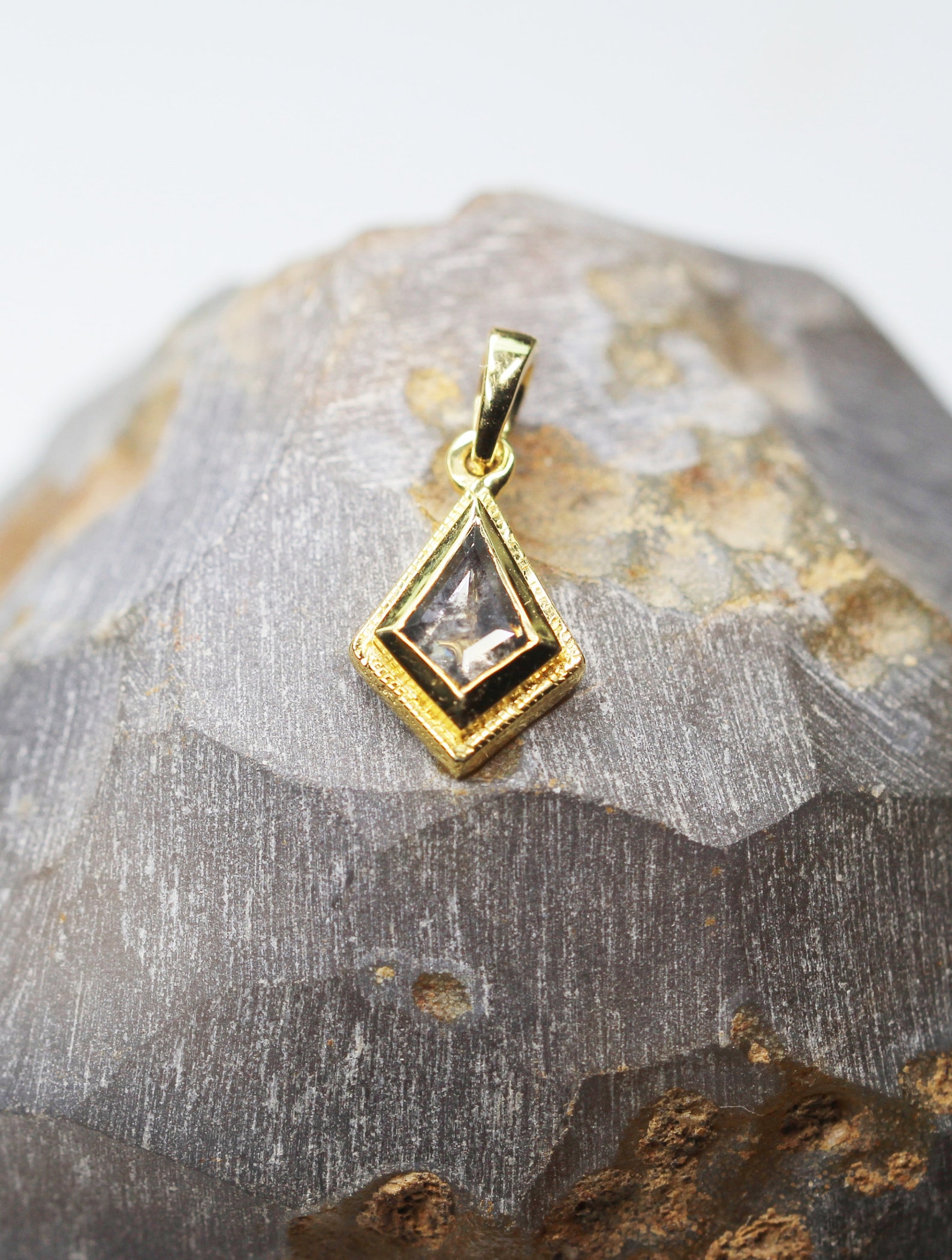 Salt and Pepper Kite Diamond Bezel Setting Pendant 10k Gold Pendant ...