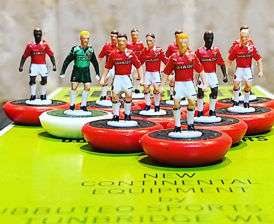 Manchester United Home 1998/99 Subbuteo Team - Etsy UK