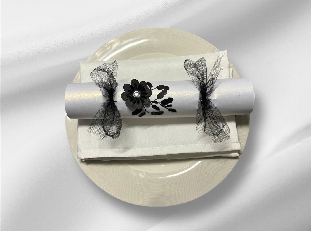 Bride to Be / Wedding Party Favor Table Crackers Custom Design - Etsy