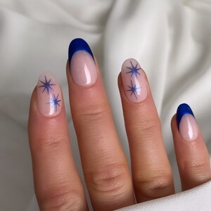 Blue Chrome Stars Custom Press on Nails | Celestial Glue on Nails ...