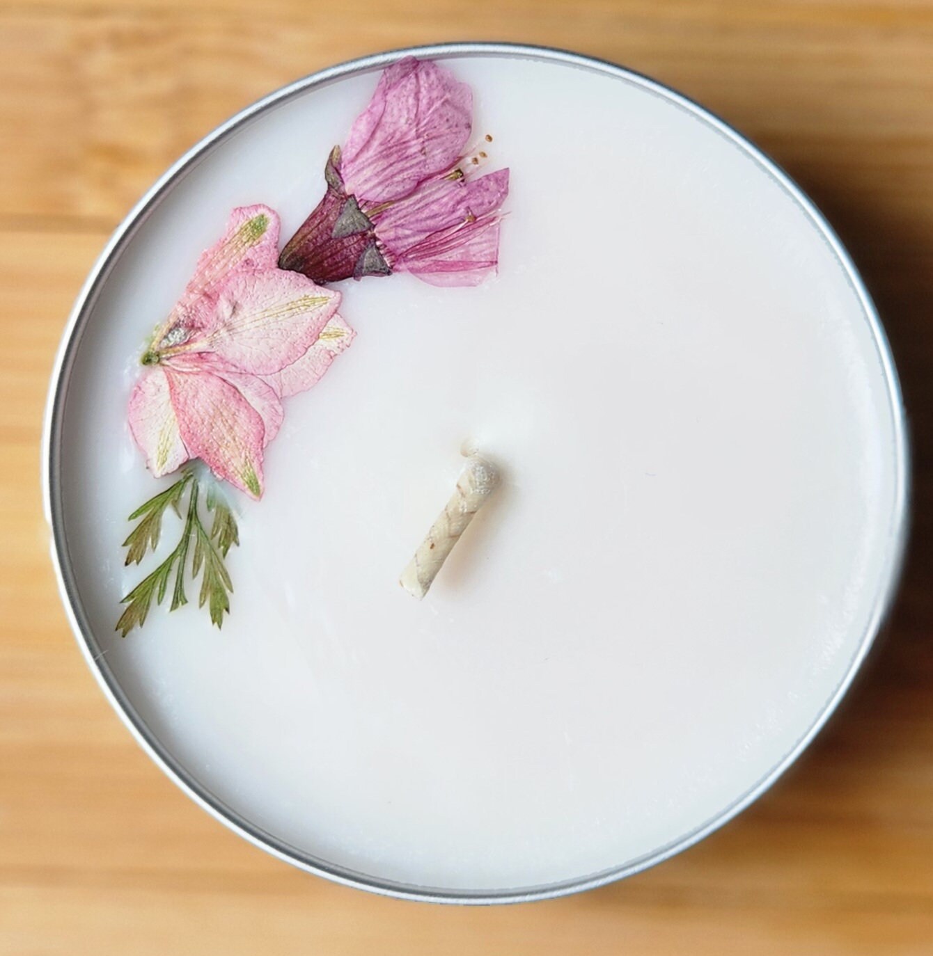 Lilacs & Lilies, Hand-poured Soy Wax Candle - Etsy