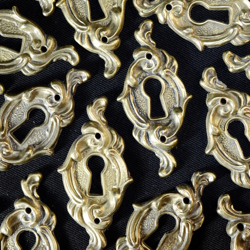 Keyhole Plates - Etsy
