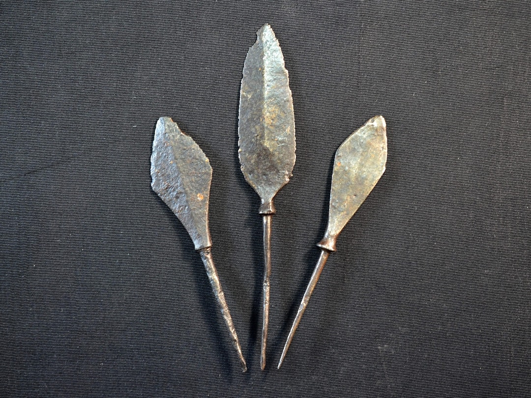 Group of 3 Antique Iron Arrow Heads, Roman to Medieval Period Byzantine ...