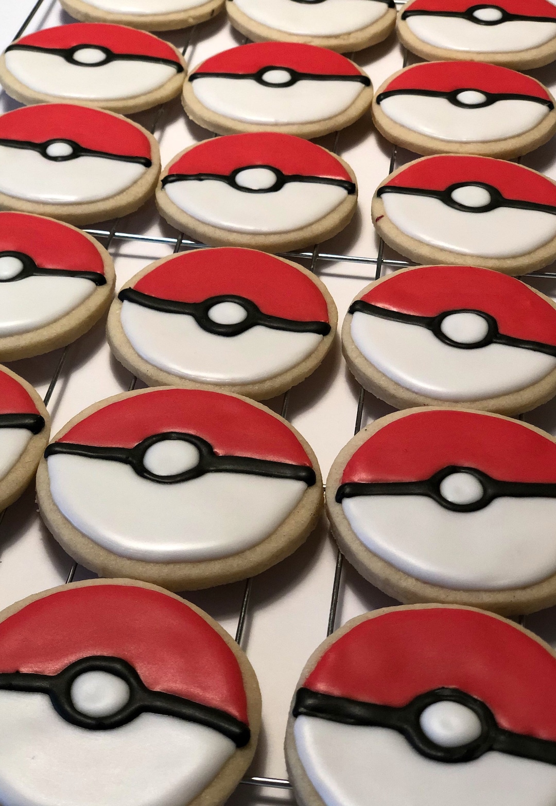 Pokémon Ball Birthday Cookies - Etsy