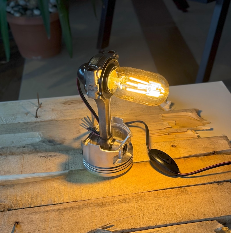 Piston Lamp / Real Car Engine Parts / Piston Table-shelf Lamp ...