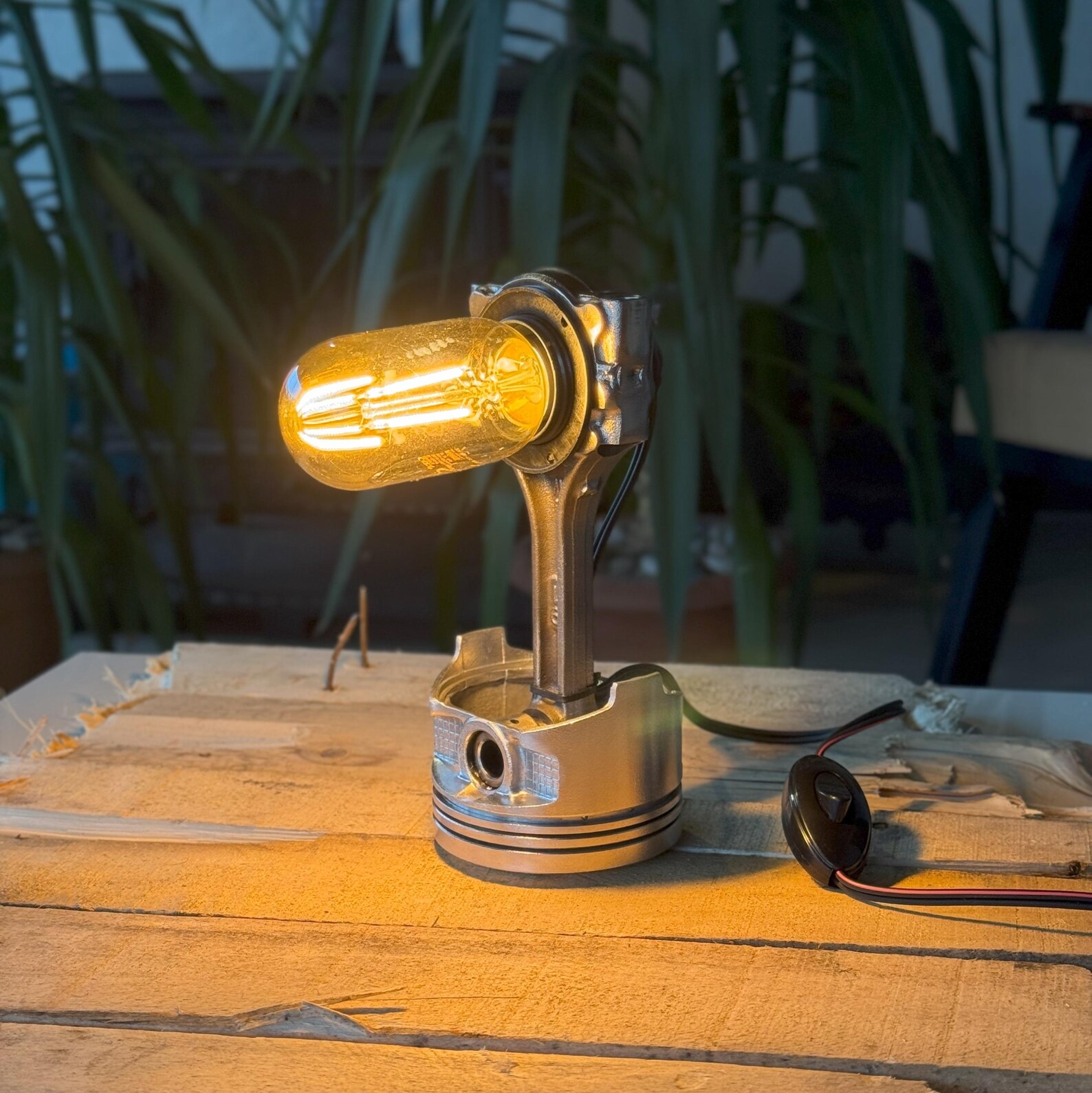 Piston Lamp / Real Car Engine Parts / Piston Table-shelf Lamp ...