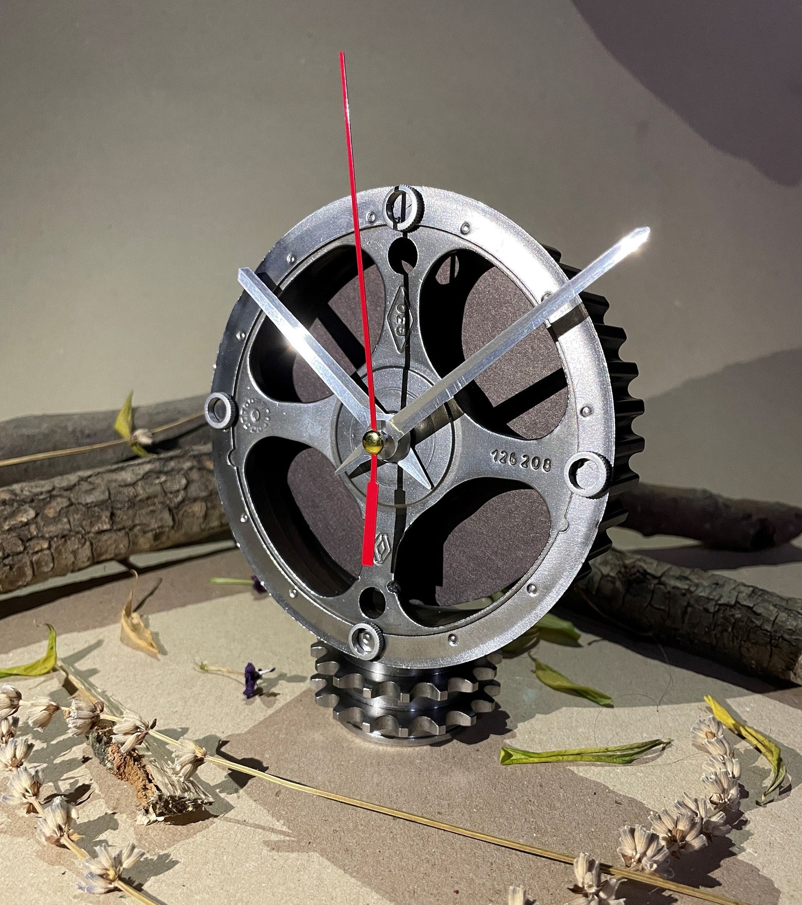 Timing Belt Gear Table Clock / Real Car Engine Parts / Special ...