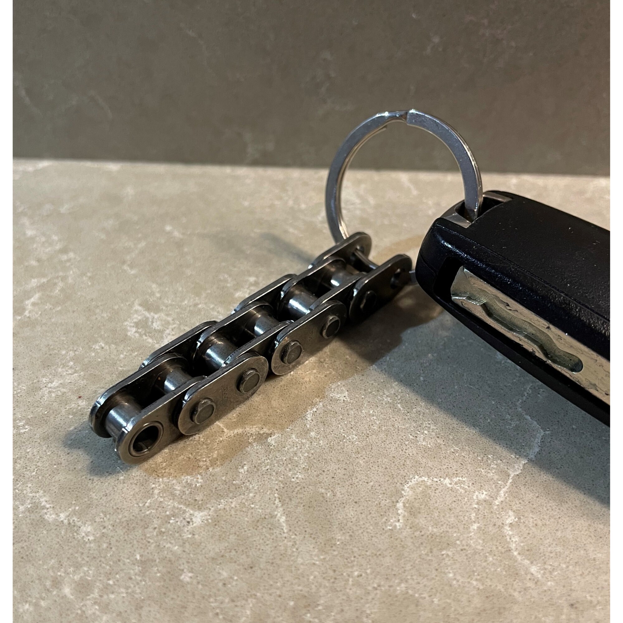 Eccentric Chain Keychain / Chain Key Holder / Real Car Engine Parts - Etsy