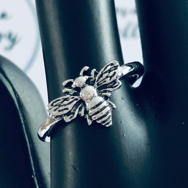 Silver Bee Ring - Etsy