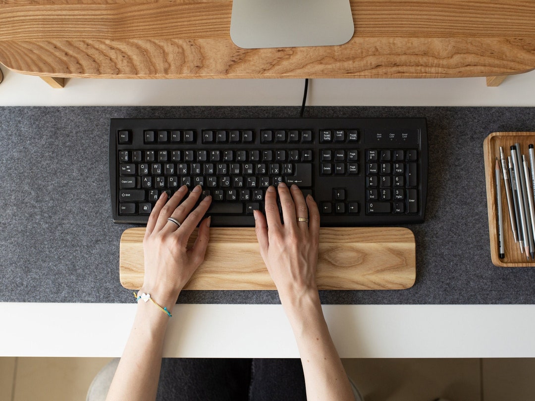 Wooden Wrist Rest, Keyboard Wrist Pad, Desk Organizer, New Job Gift for ...