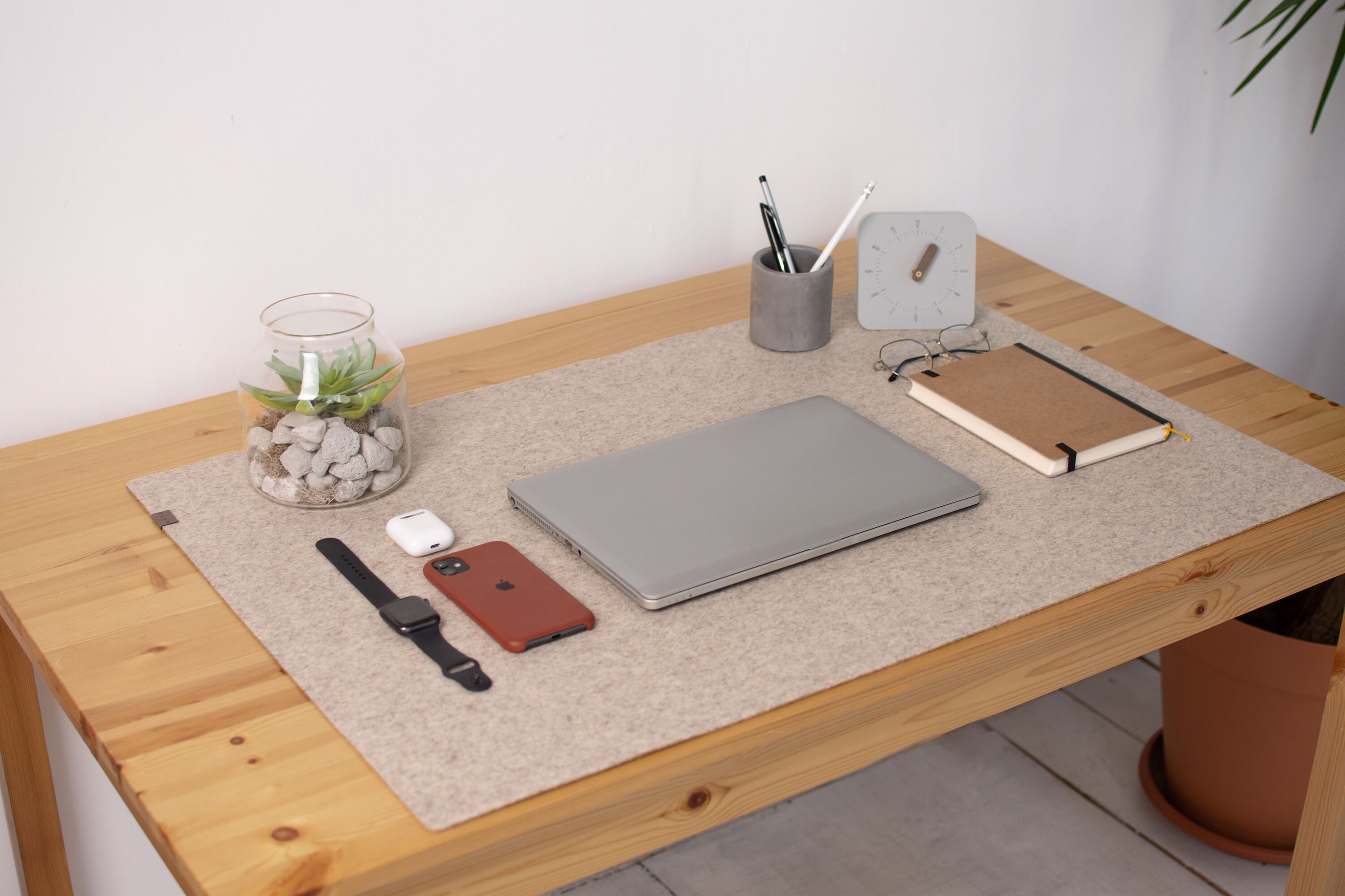 Felt Desk Pad Custom Felt Desk Mat Office Desk Accessories - Etsy UK