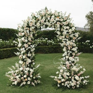 Shades of Blue Hydrangeas Wedding Arch Flowers, Wedding Flower ...