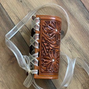 Wedding Bouquet Wrap / Leather Flower Wrap / Custom Wedding Bouquet ...