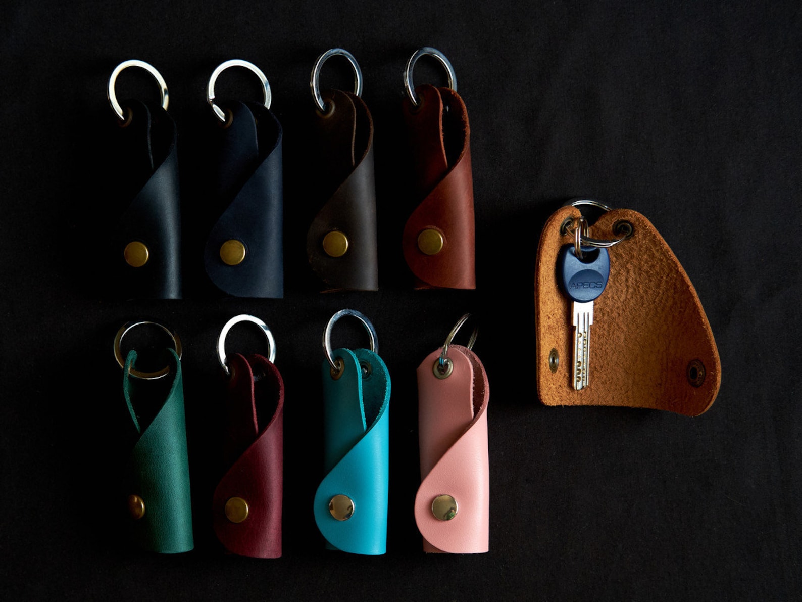 Personalized Minimalist Key Holder Leather Key Fob Key | Etsy