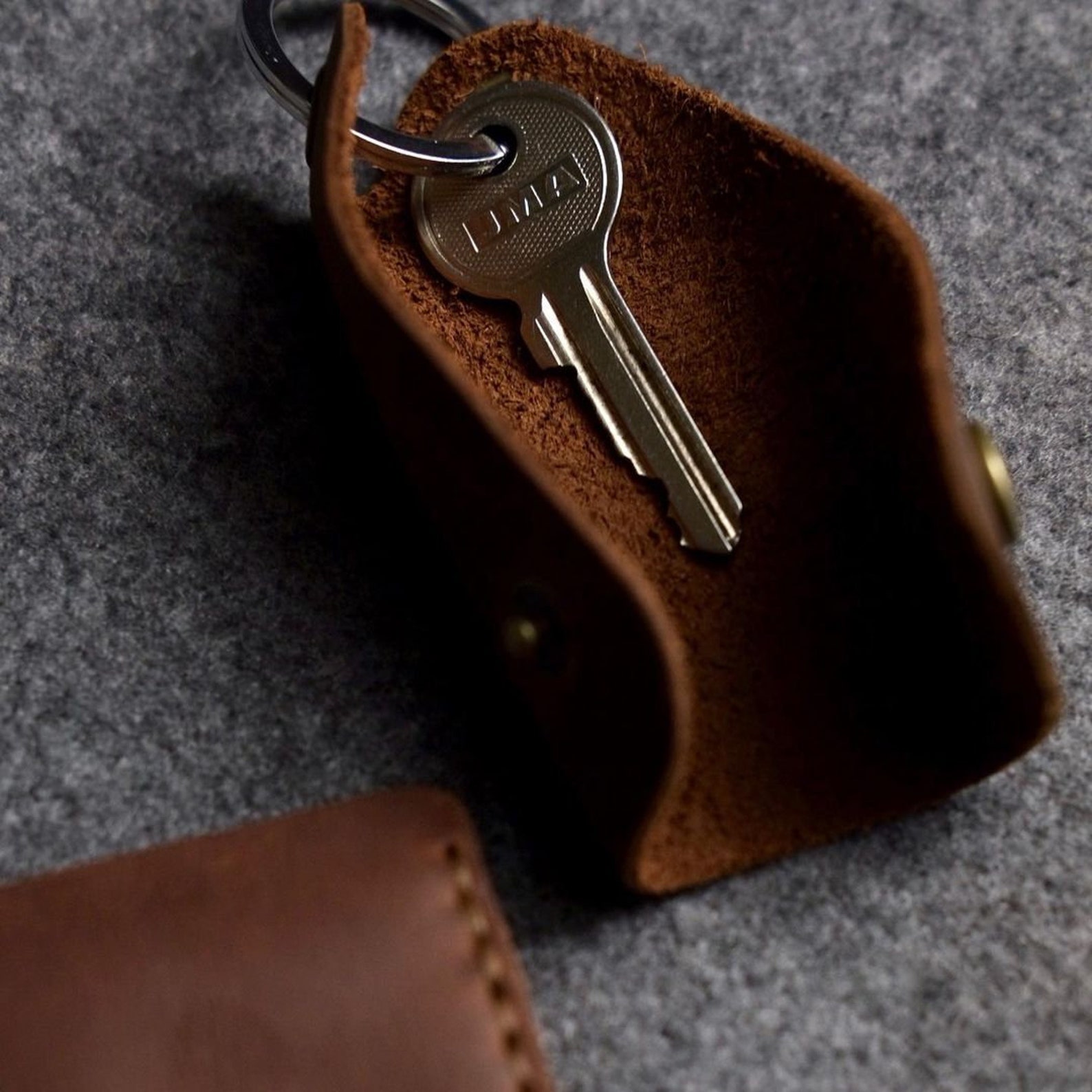Personalized Minimalist Key Holder Leather Key Fob Key | Etsy