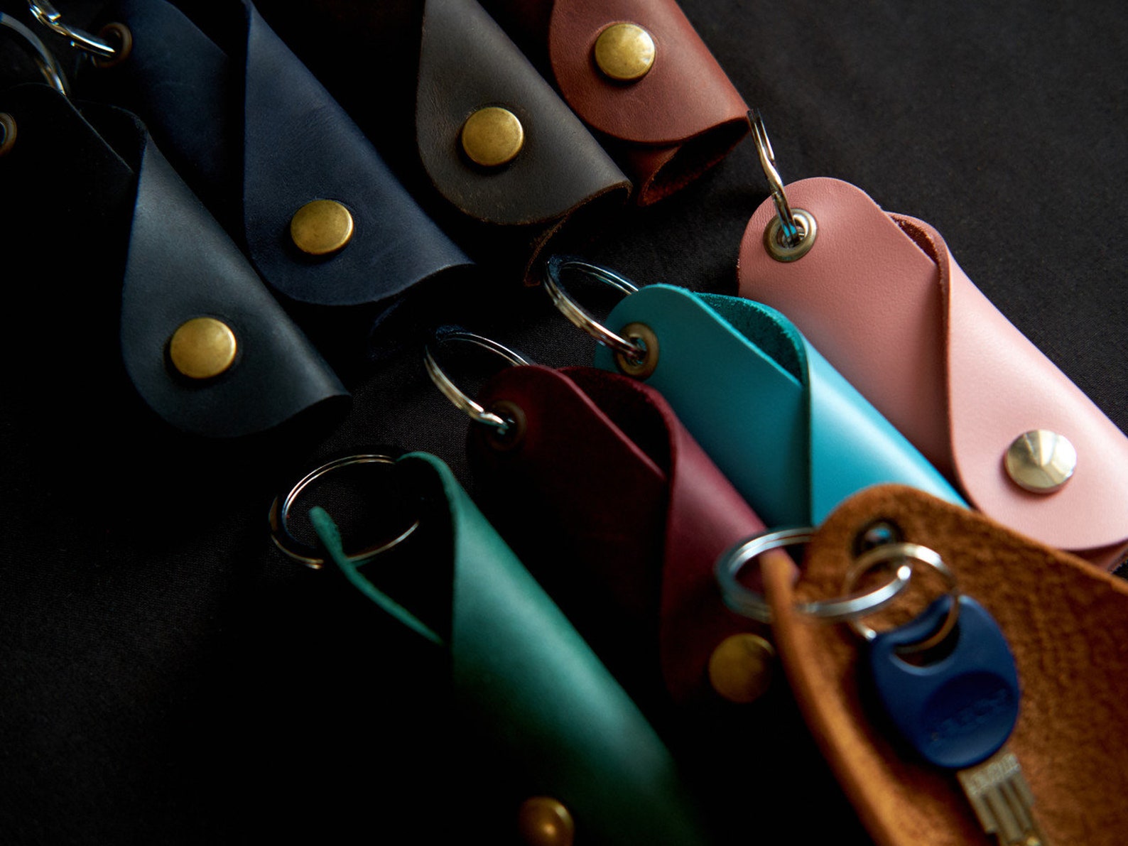 Personalized Minimalist Key Holder Leather Key Fob Key | Etsy