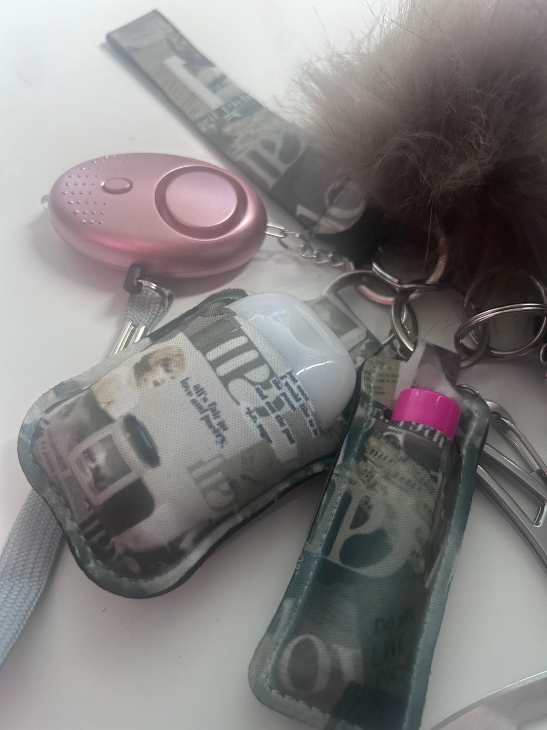 Taylor - Safe Girl Keychain Set - Etsy