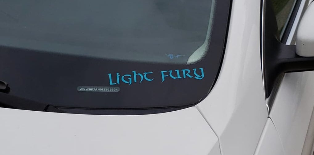 Light Fury or Night Fury Small Decal - Etsy