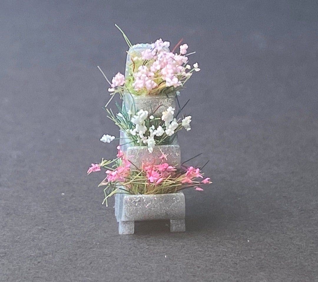 1:87 Scale 3 Tier Flower Stand Kit * Dollhouse Miniature * HO Standard ...