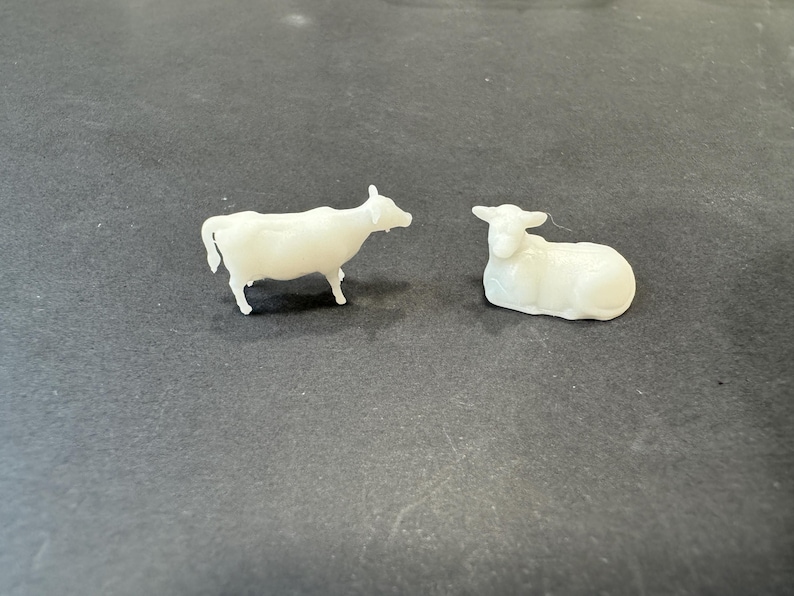 1:144 Scale Cows Laying or Standing Kit * Dollhouse Miniature * N Gauge ...