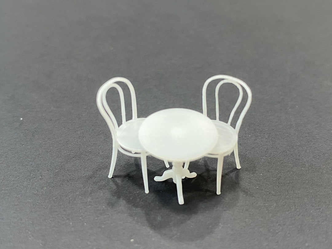 1:48 Scale Cafe Table and 2 Chairs Kit * Dollhouse Miniature * O Scale ...